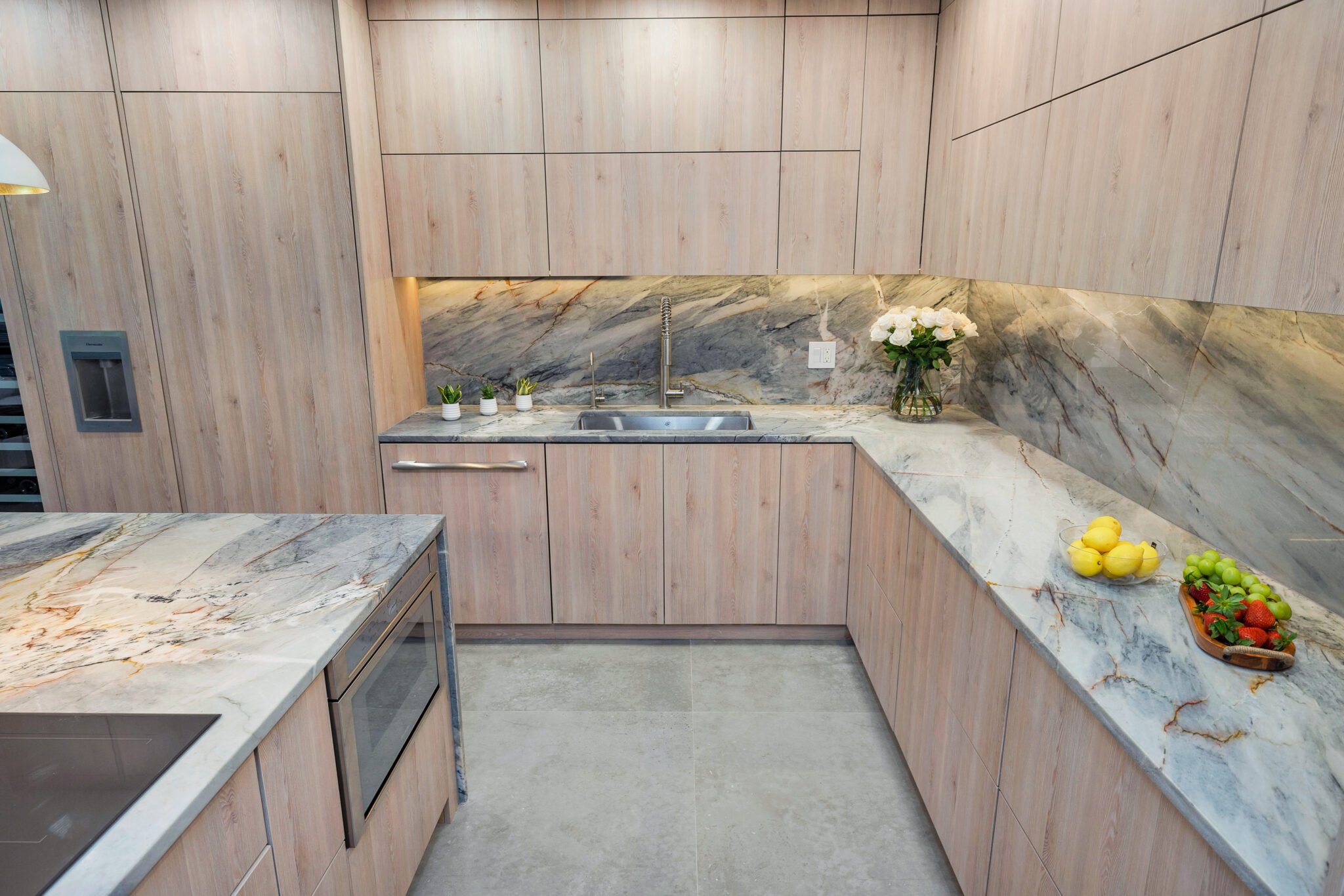 IJen Blue Quartzite Kitchen